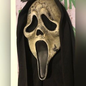 Fun World | Holiday | New Scream Vi Ghostface Aged Mask Billy Loomis ...